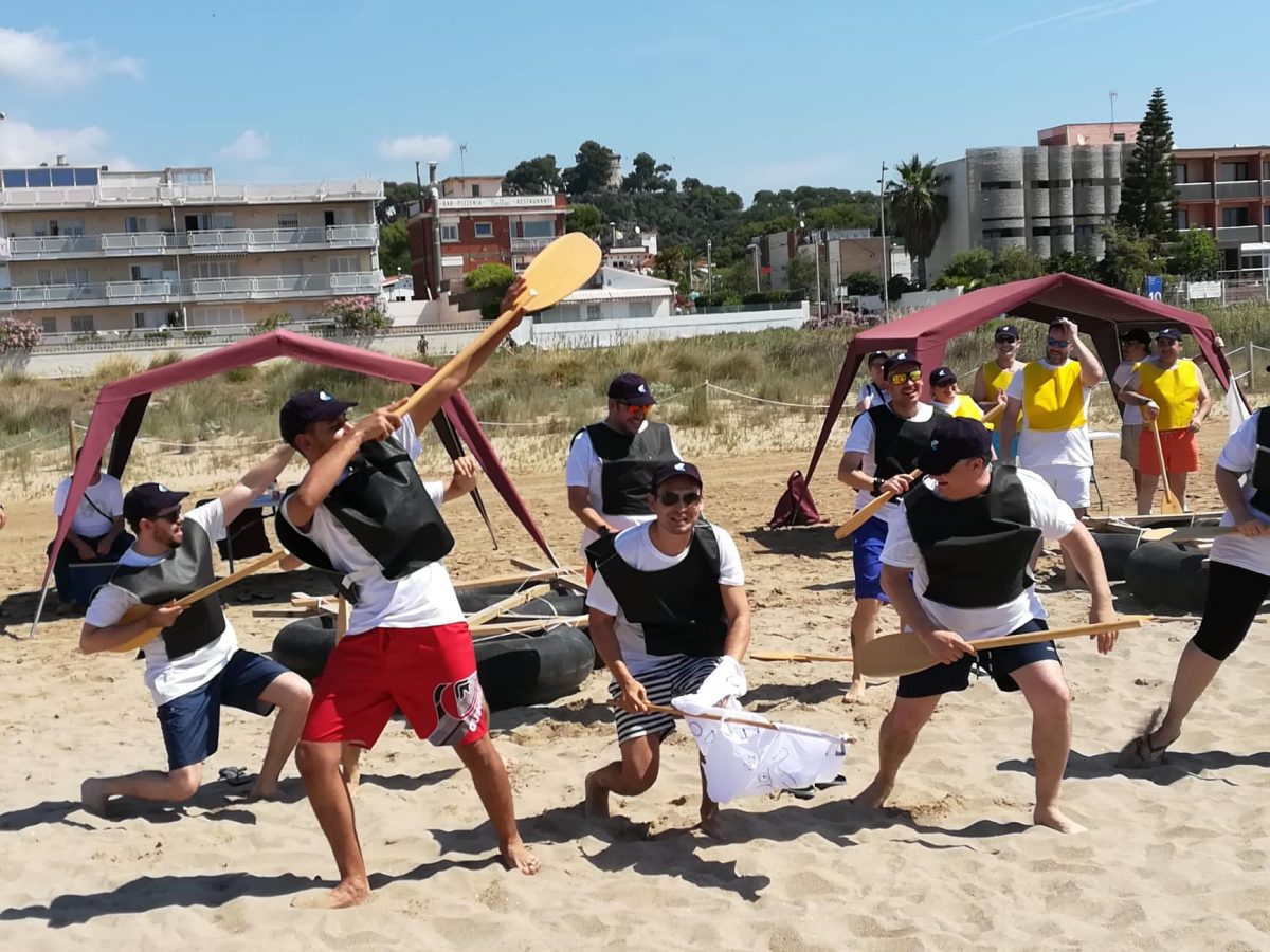 actividad de team building playa barcelona – Dreams & Adventures